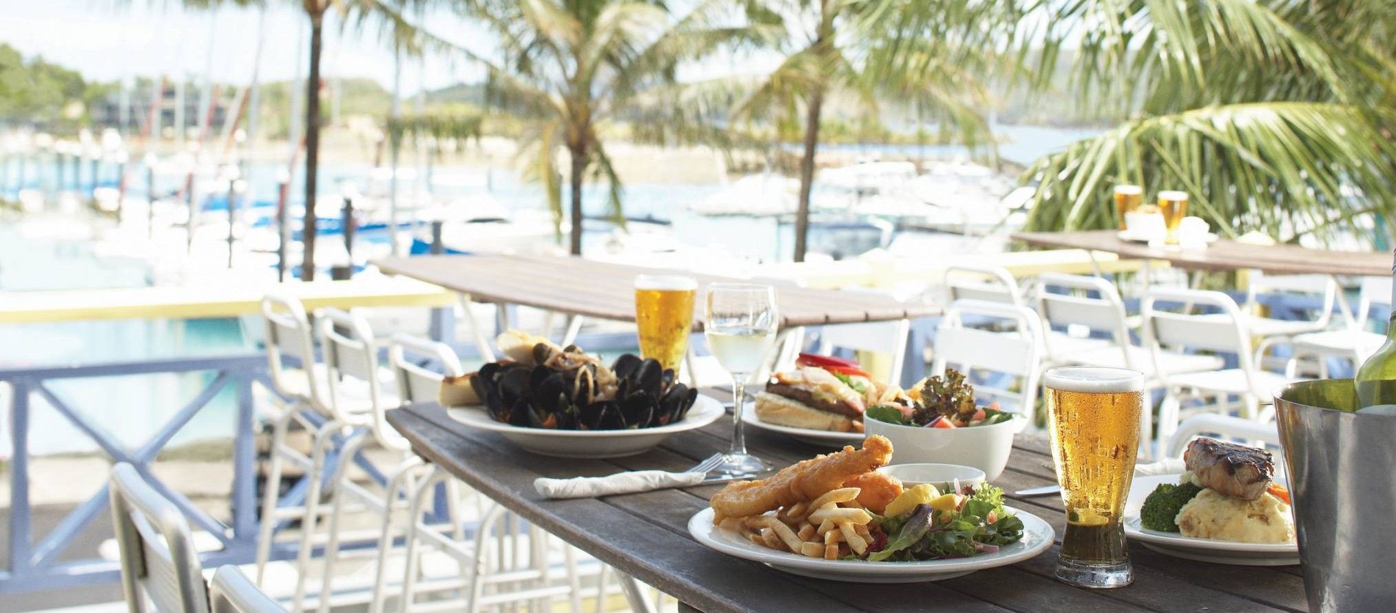 Cafe's & Eateries | Whitsunday Holidays