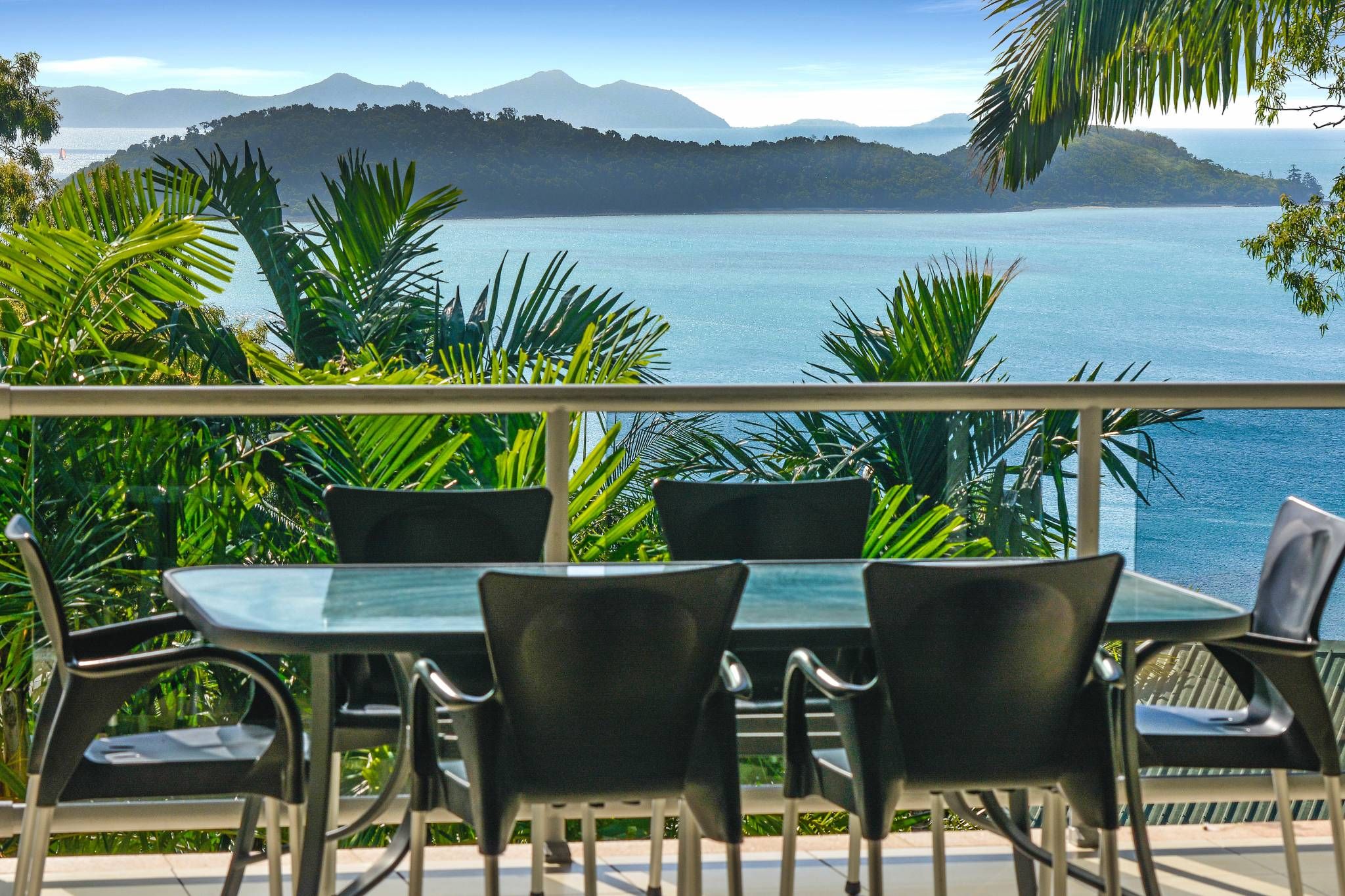 Blue Water Views Hamilton Island | Whitsunday Holidays