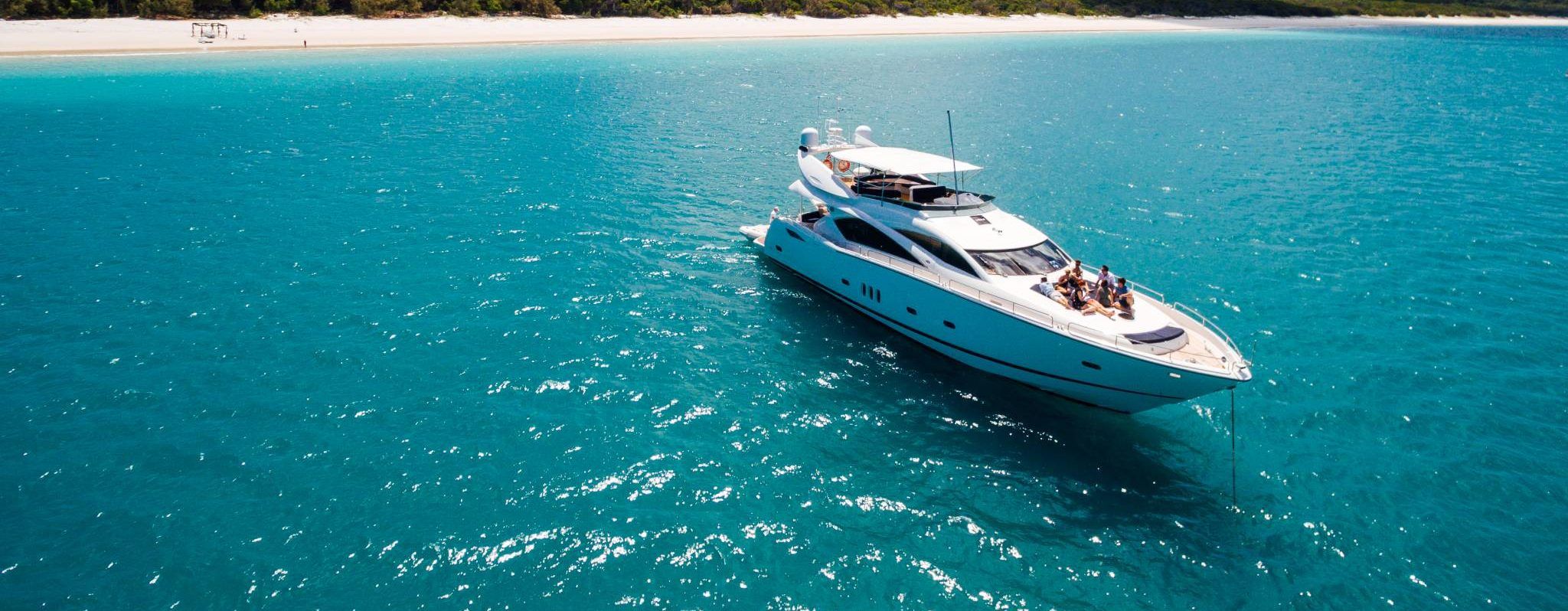 MV Alani - The Ultimate in Luxury Whitsunday Cruising | Whitsunday Holidays