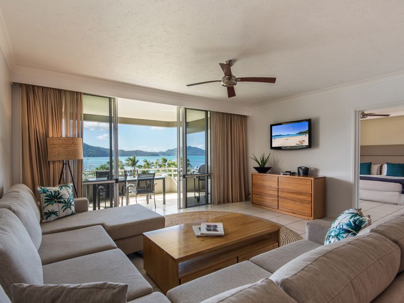 1 & 2 Bedroom Hamilton Island Accommodation | Whitsunday Holidays.