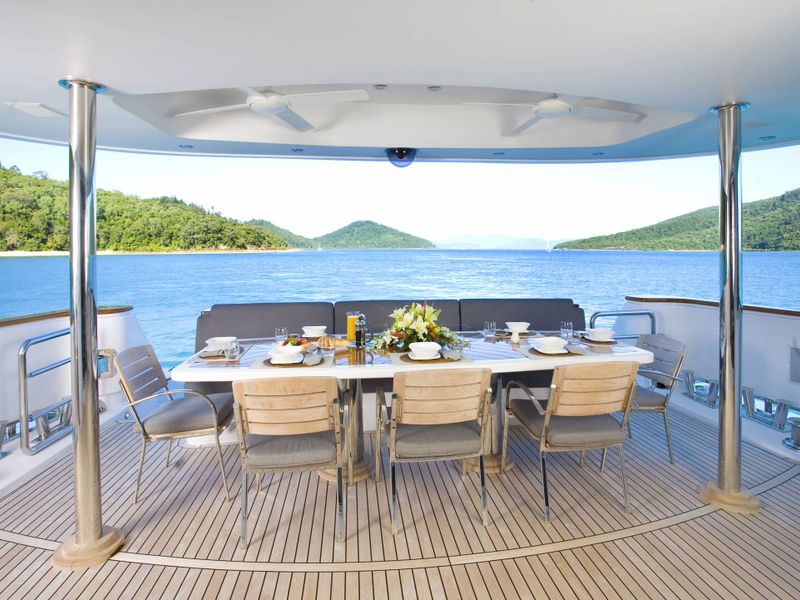 DeLisle III Boat & Yacht Charters | Whitsunday Holidays Australia