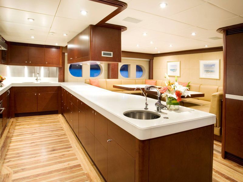 DeLisle III Boat & Yacht Charters | Whitsunday Holidays Australia
