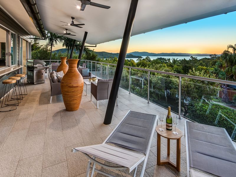4 Bedroom Hamilton Island Accommodation | Whitsunday Holidays