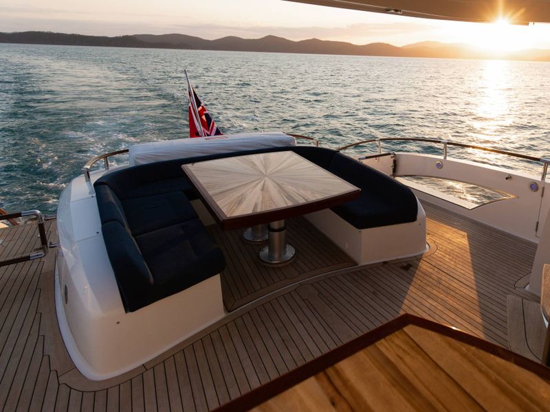 LA MAR | Whitsunday Holidays