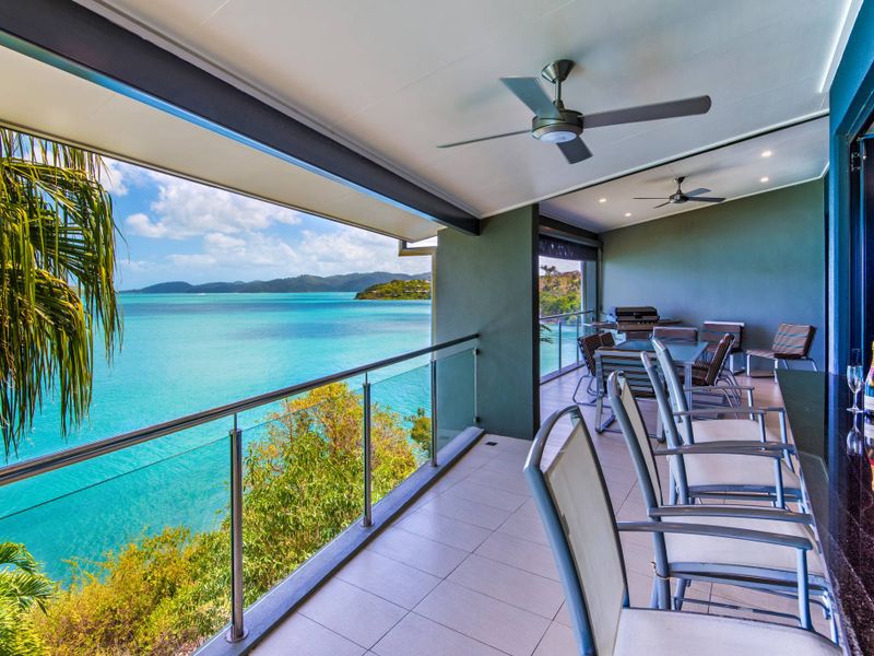 Edge 10 - Whitsunday Holidays