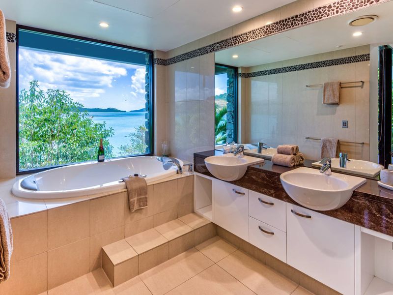 Hamilton Island Accommodation | Luxury Accommodation | Whitsunday Holidays