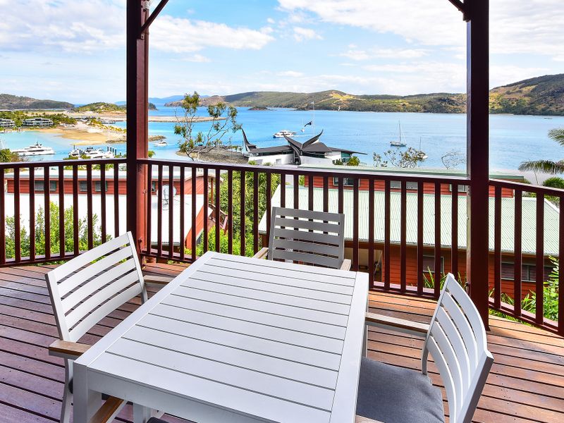 4 Bedroom Hamilton Island Accommodation | Whitsunday Holidays
