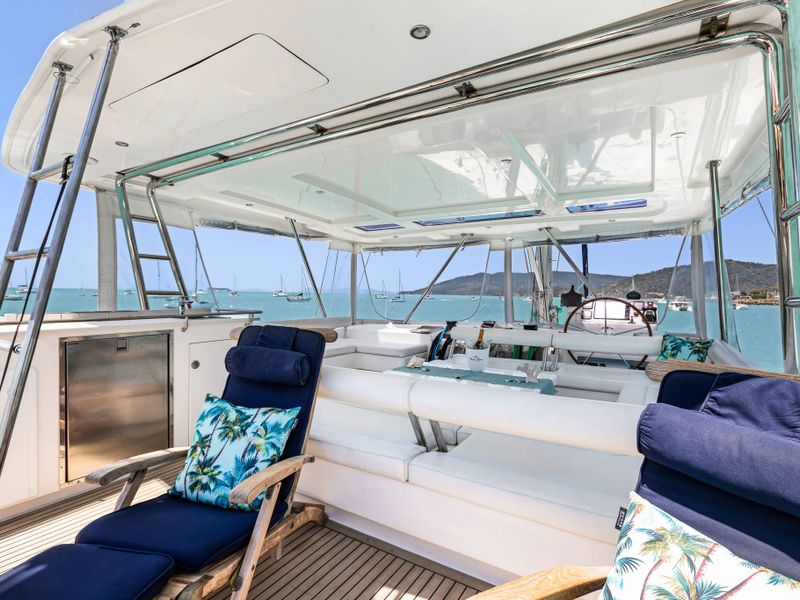 Leopard 58 Sailing Catamaran - "Provision" | Whitsunday Holidays